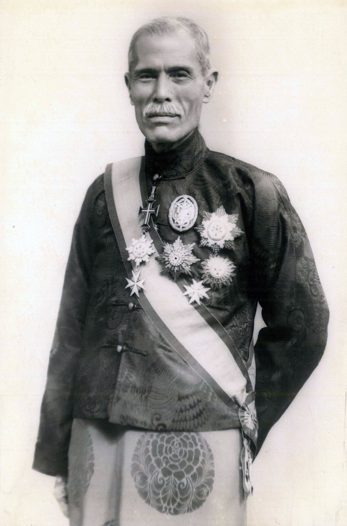 History & Archives Sir Robert Ho Tung (1862 - 1956) - History & Archives